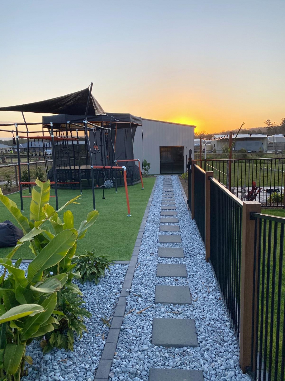 Trampoline Landscaping Ideas For Your Garden