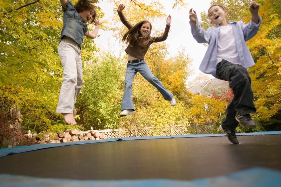 Is It Safe to Buy a Used Trampoline? | Vuly Play USA